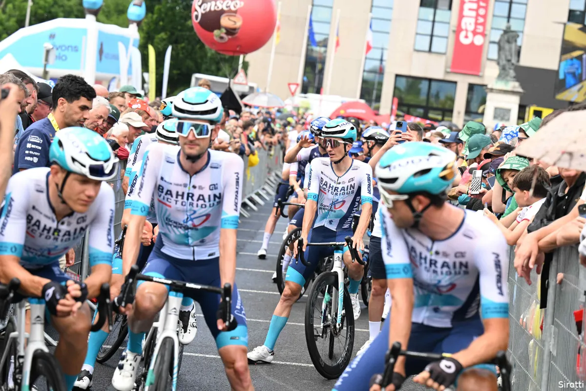 "New Pogacar" and Baby Giro winner signs with Bahrain: "One day I’ll ...