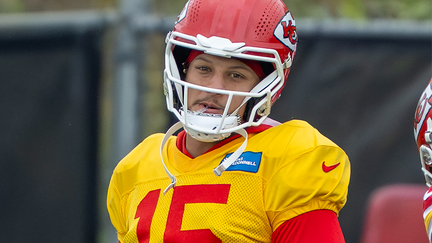 Mahomes credits receivers stepping up, eyes faster starts