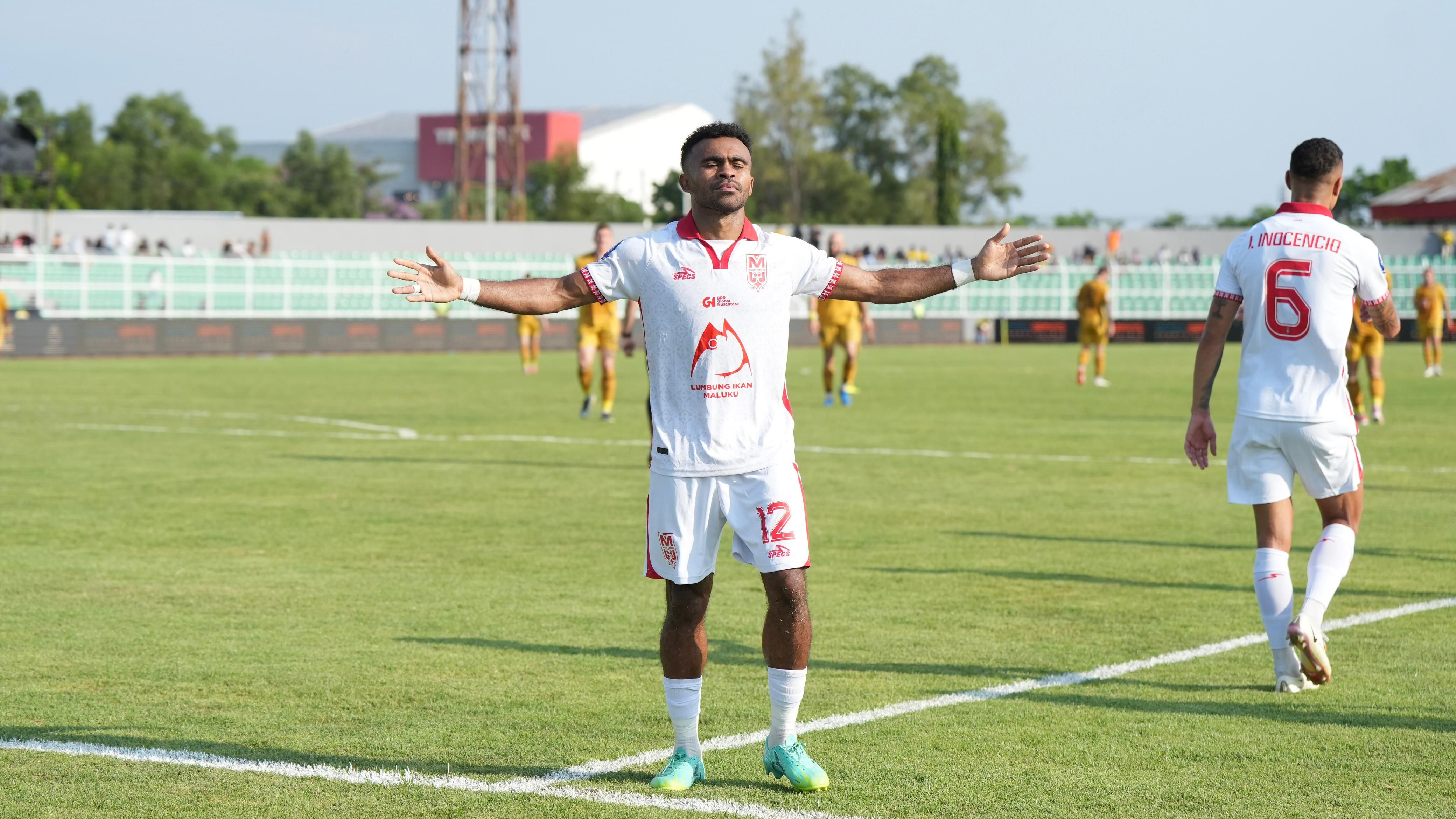 Lebih hebat dari bek sayap SC Braga, Bernardo Tavares sebut Sayuri ...