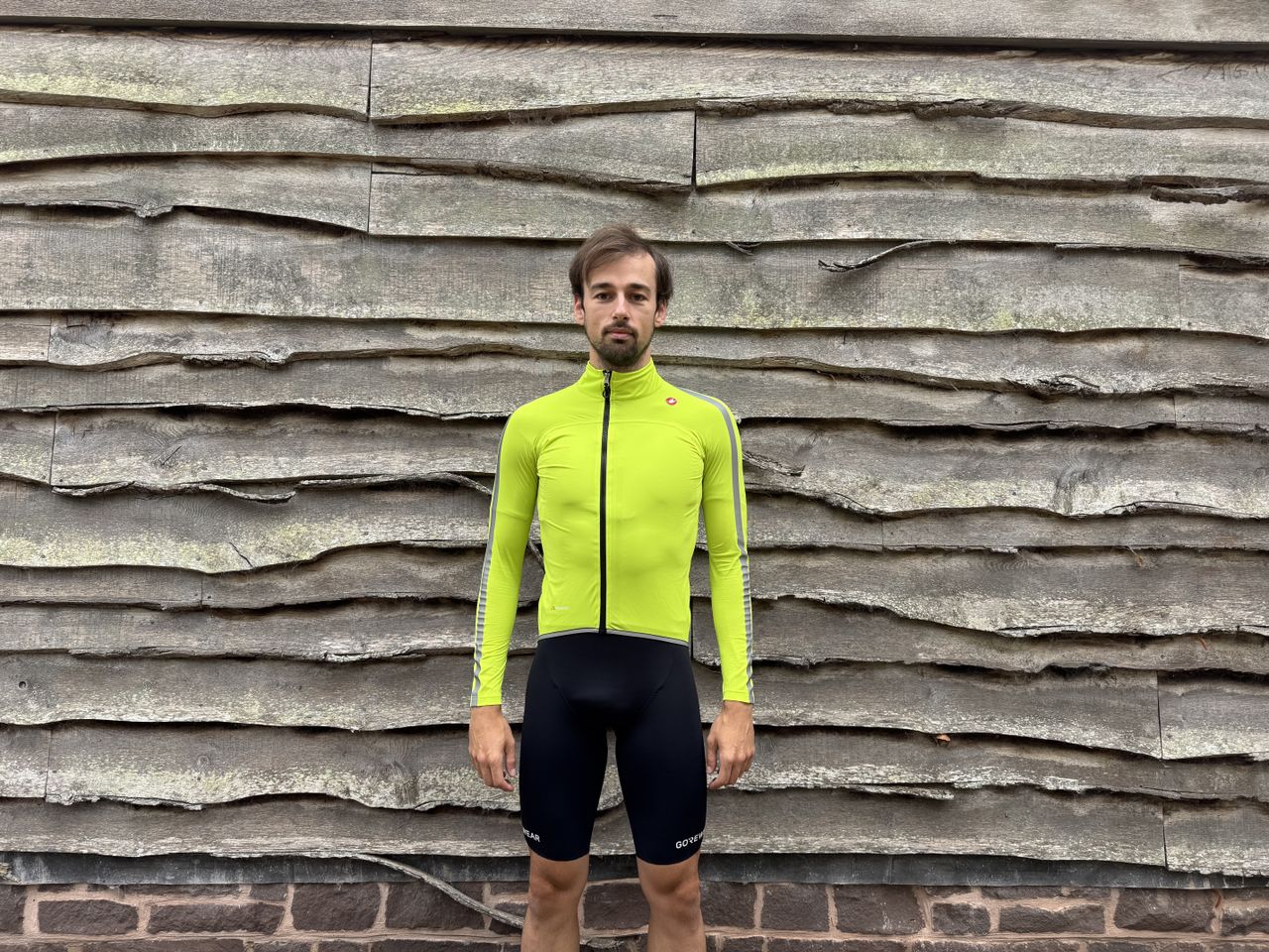 Castelli Ultra Rain Cape review: Fits like a jersey, but lacks ...