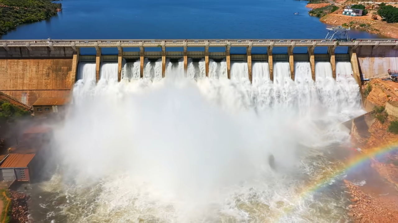 The Science Behind Fish Ladders: How Engineering Helps Fish Migrate