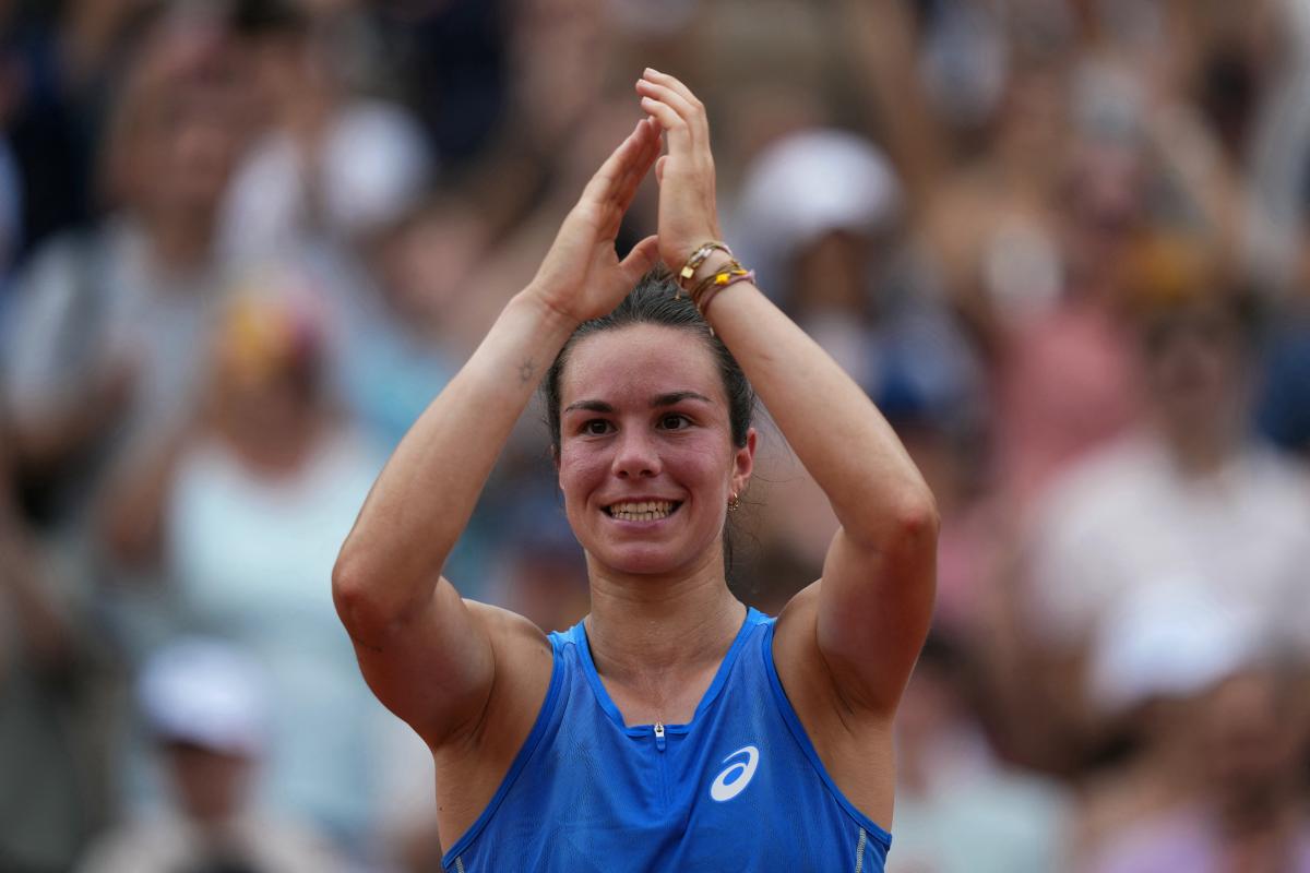 Nearly 3.5 hours of battle and a first WTA 1000 victory: Boisson ...