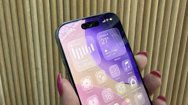 iPhone Ultra leaked again in dummy form – looking like the ideal ...