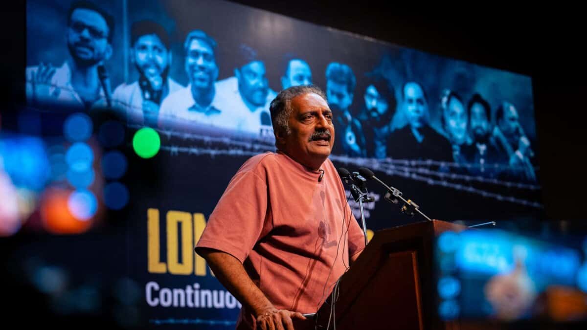 ‘Right-wing fear questioning, they want to silence dissent’: Prakash Raj