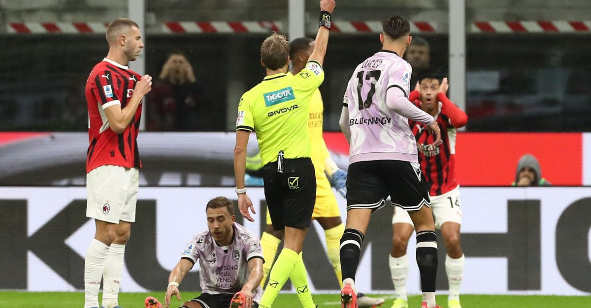 Milan-Napoli, arbitro Chiffi: precedenti favorevoli per le due squadre