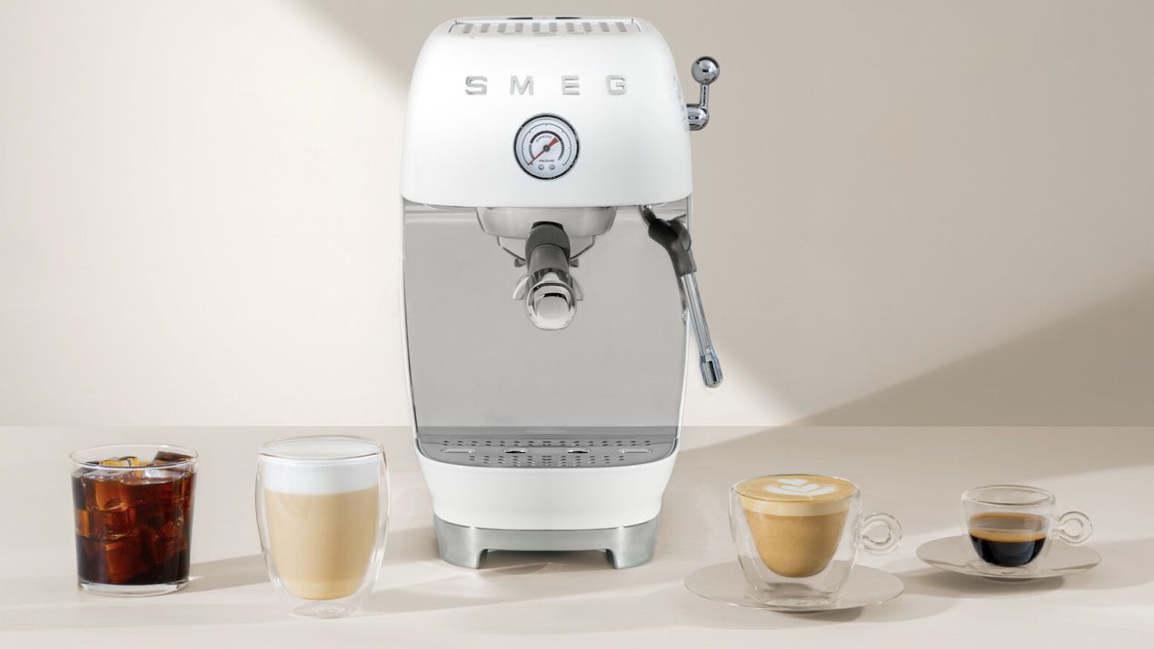Smeg's new 2-in-1 coffee machine makes smooth cold-brewed espresso in ...