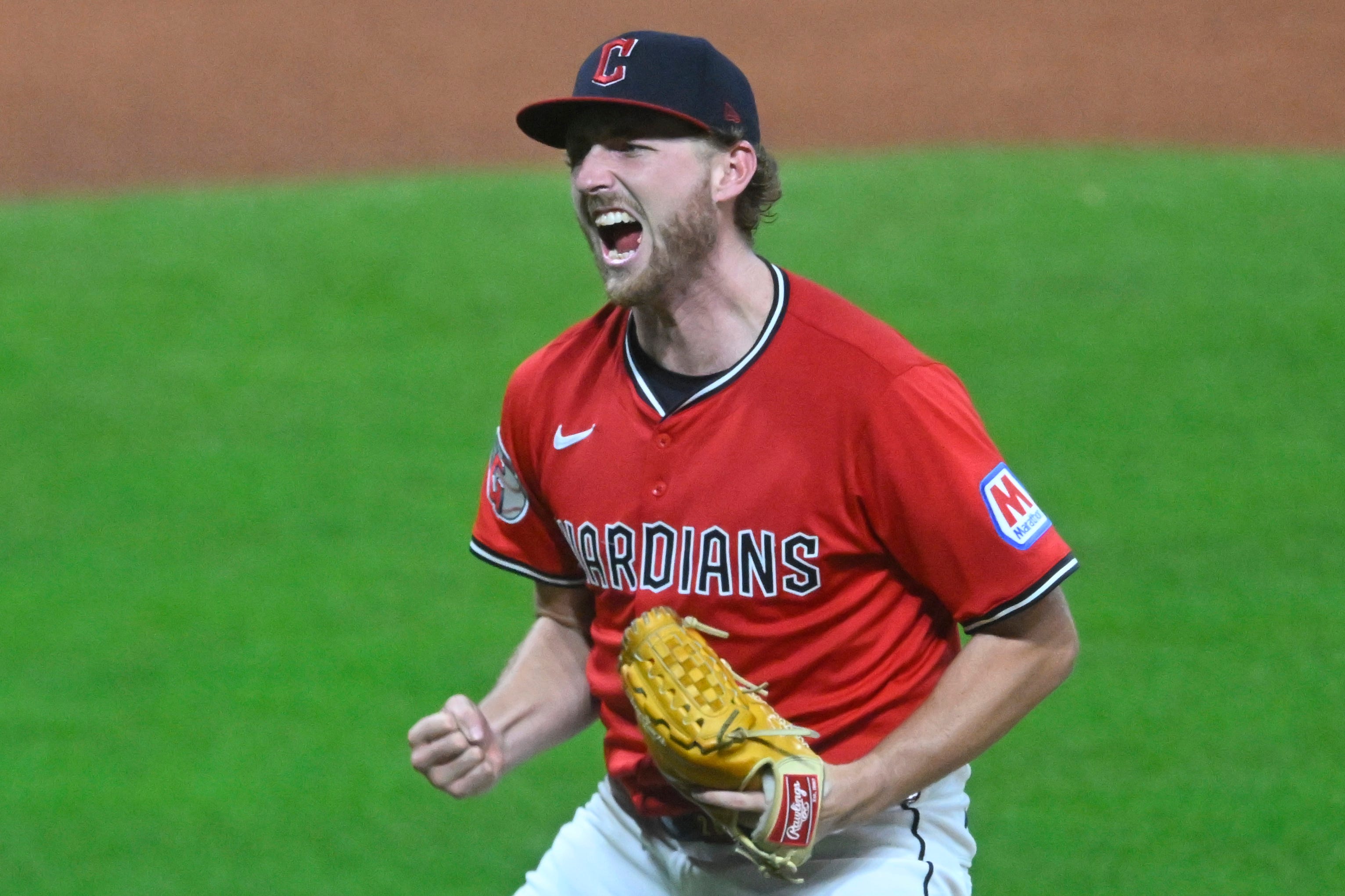 What is Cleveland Guardians magic number after Friday's games?