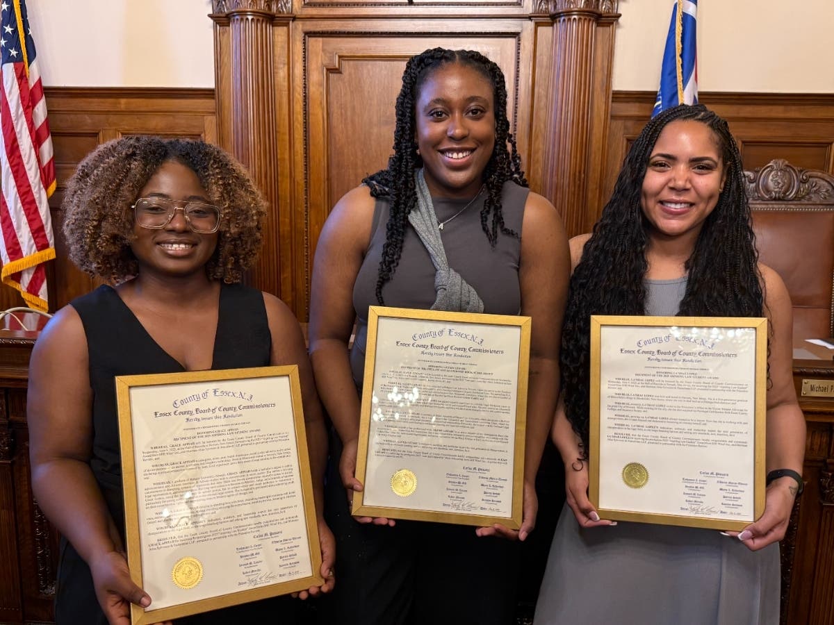 Aspiring Law Students In Newark Earn Awards: ‘Invest In Brilliance ...