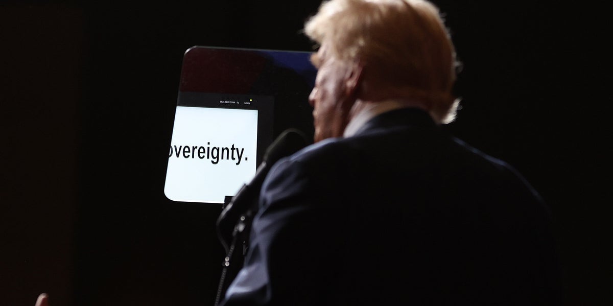 'Facts Matter': Obama Photographer Outs Trump’s Teleprompter Rage With ...