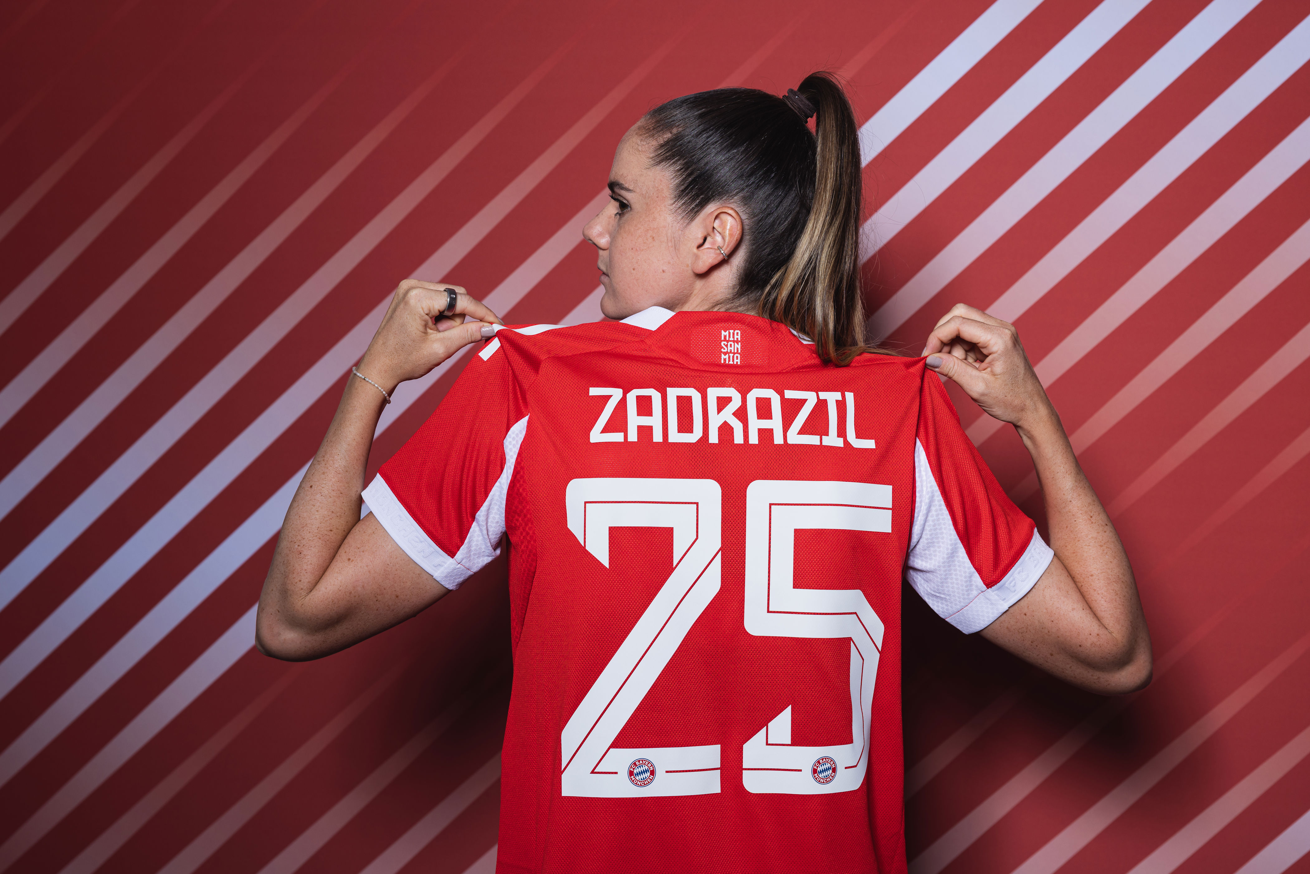 Bayern Munich star Sarah Zadrazil honored with Austria’s Legionnaire of ...