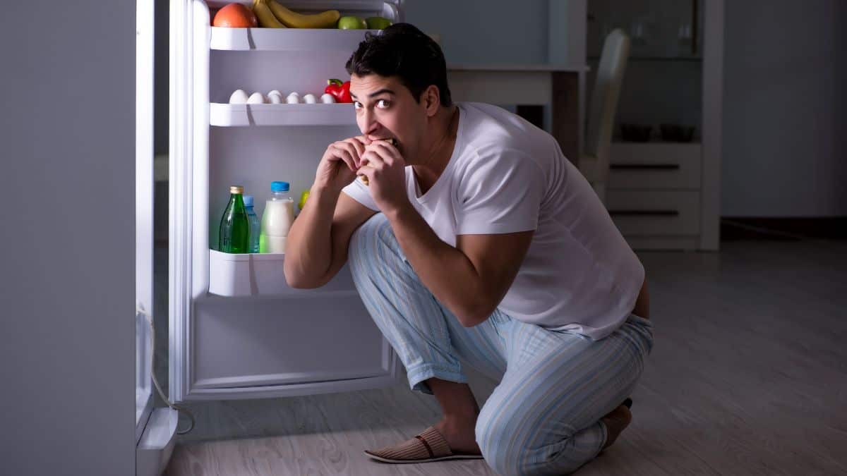 6 late-night food choices make no sense