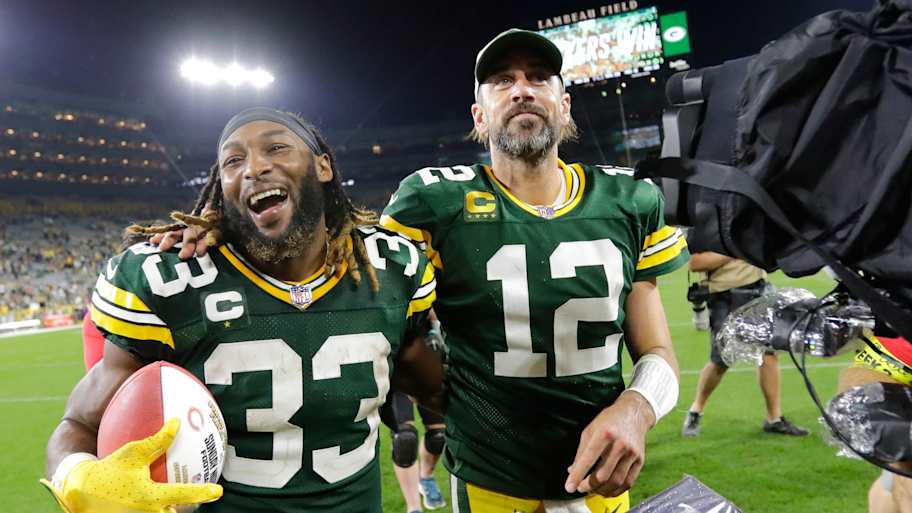 Aaron Rodgers Compares Steelers WR to Former RB