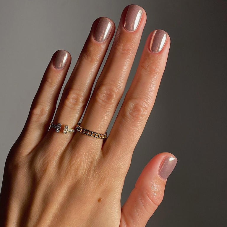 “So Pretty—Like Candle Light”: Celebrity Manicurists Can’t Get Enough ...
