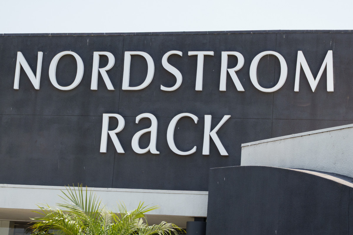 This Sharp Leather Jacket That 'Fits Like a Glove' Is Over 60% Off at ...