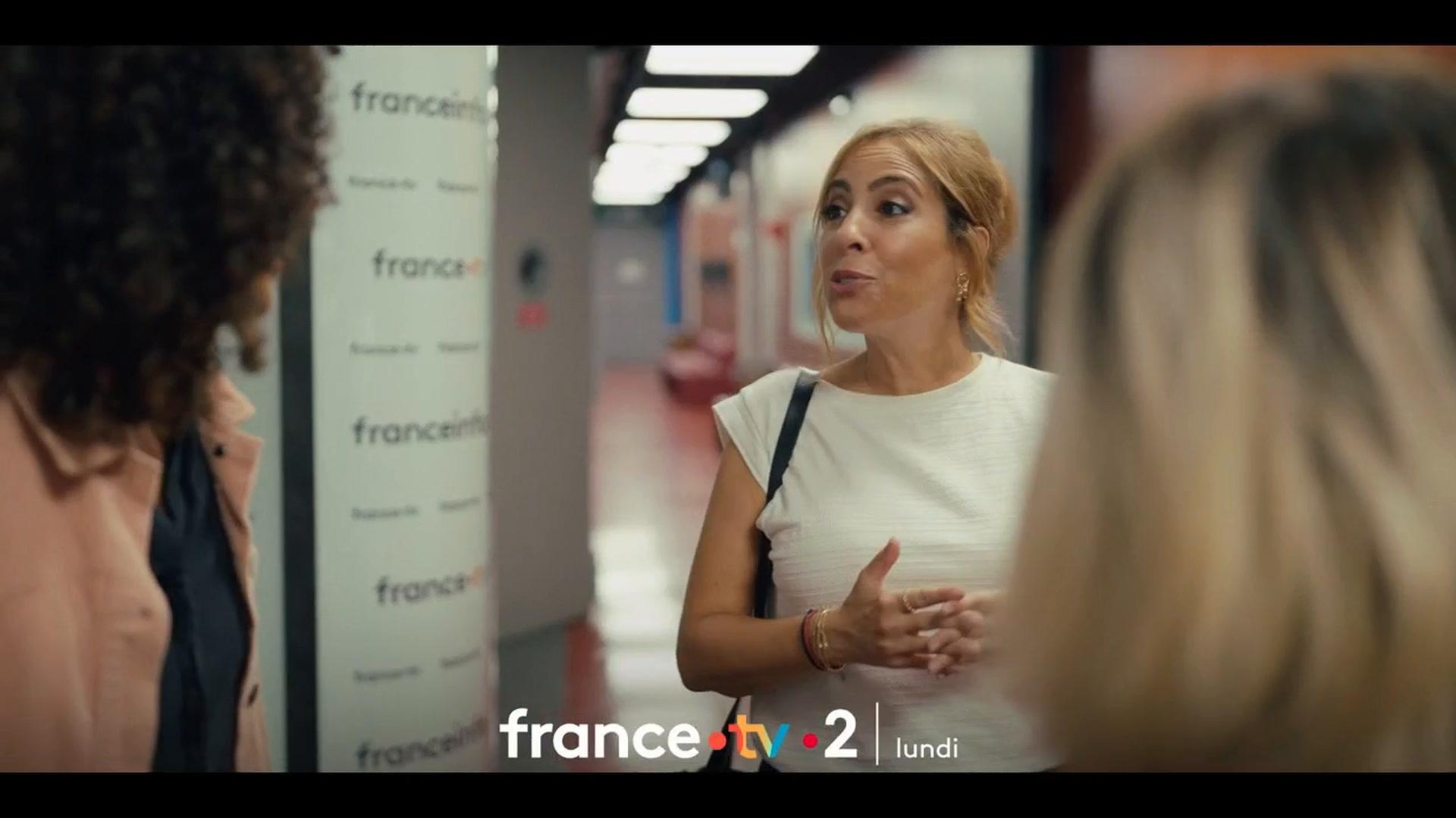 Léa Salamé en couple avec Raphaël Glucksmann, ce qu’elle n’accepte pas ...