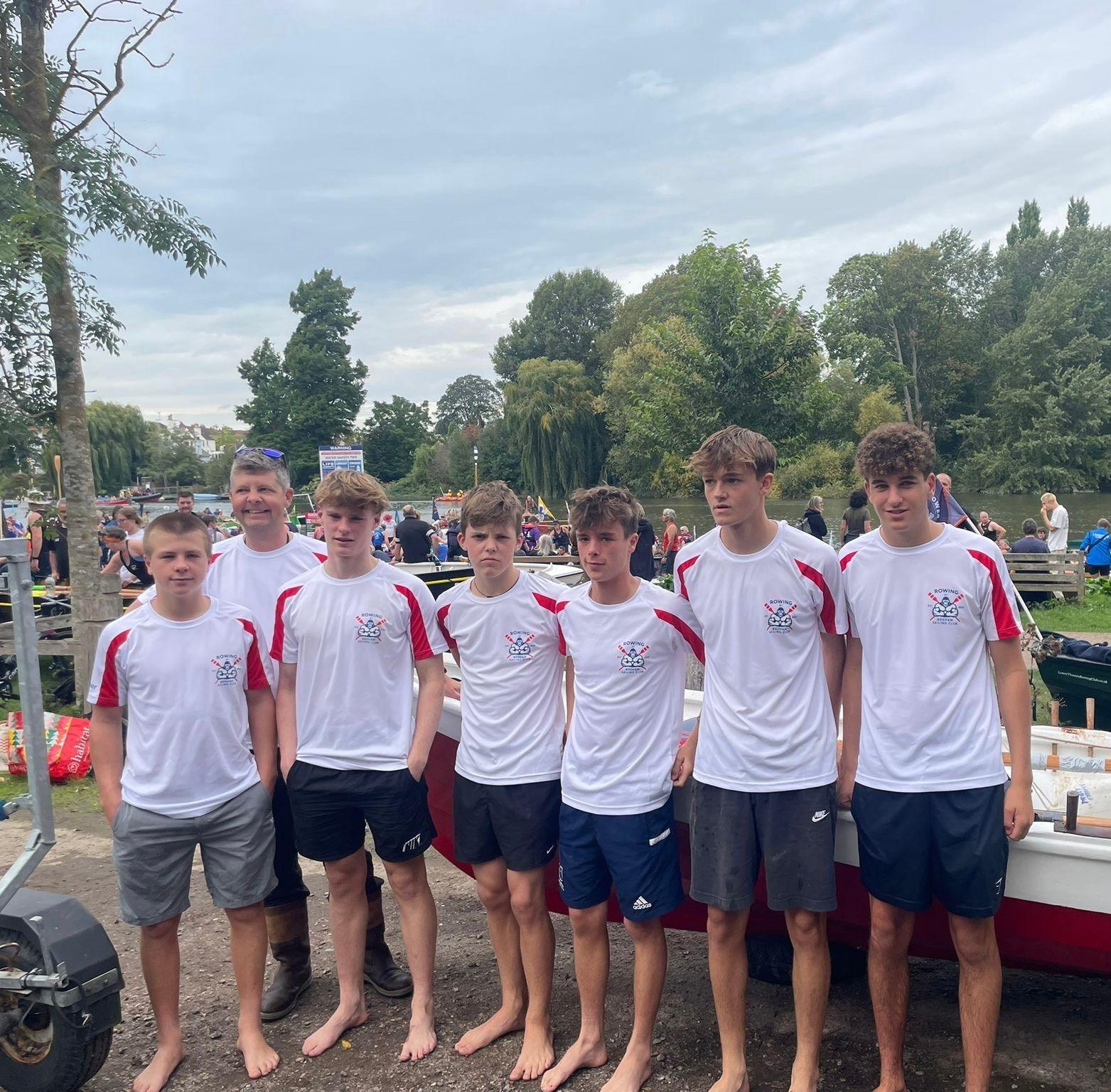 Young Bosham rowing Gorillas come second in Great River Race after only one year’s experience!