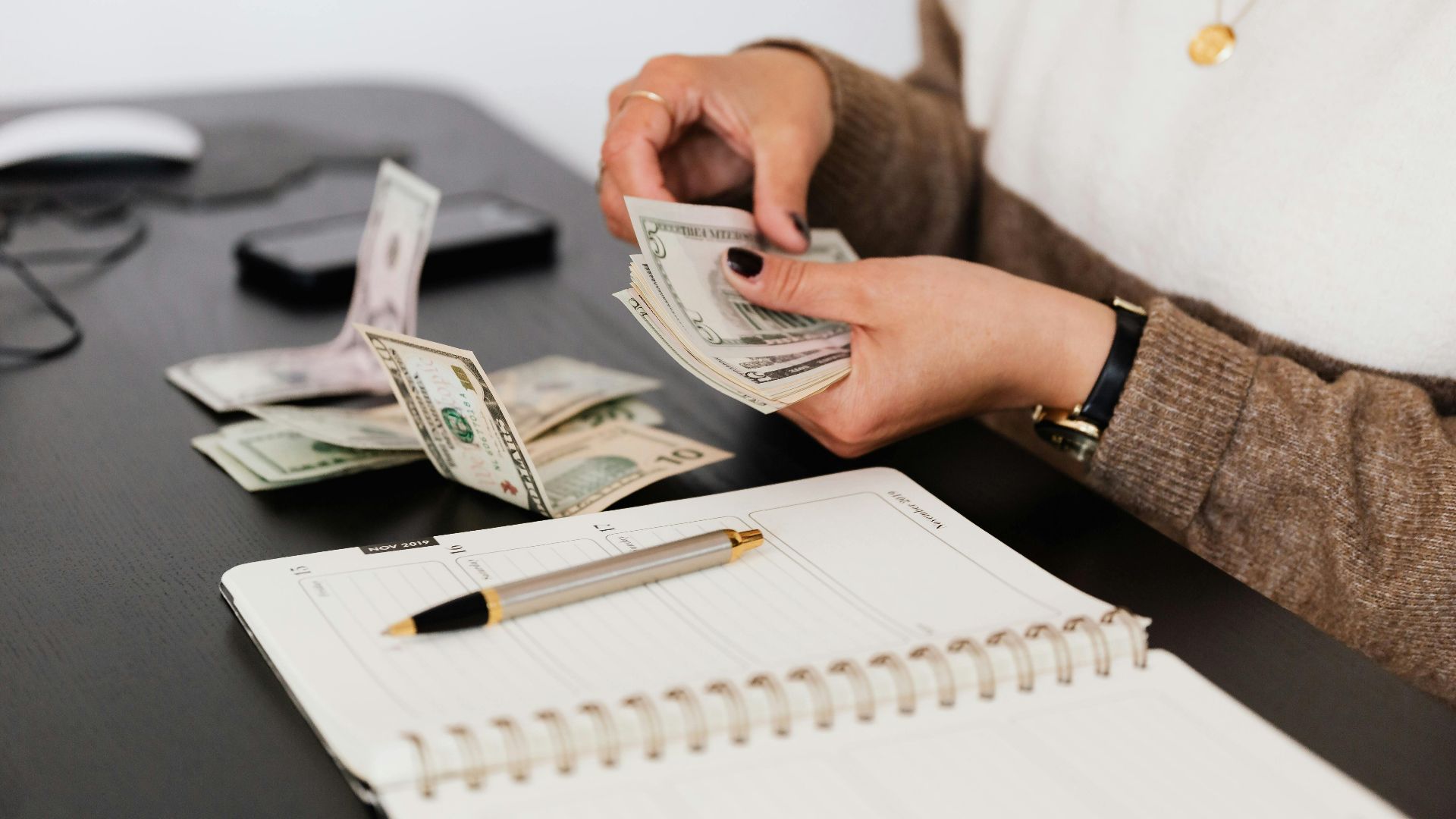 10 Things You Should Never Put On Your Credit Card & 10 That Are Okay