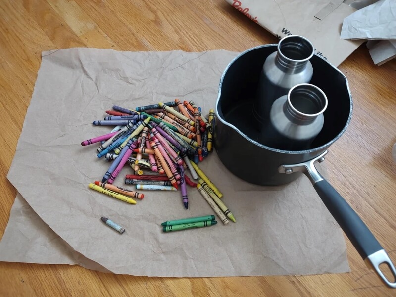DIYer shares creative idea using old crayons: 'Great idea'