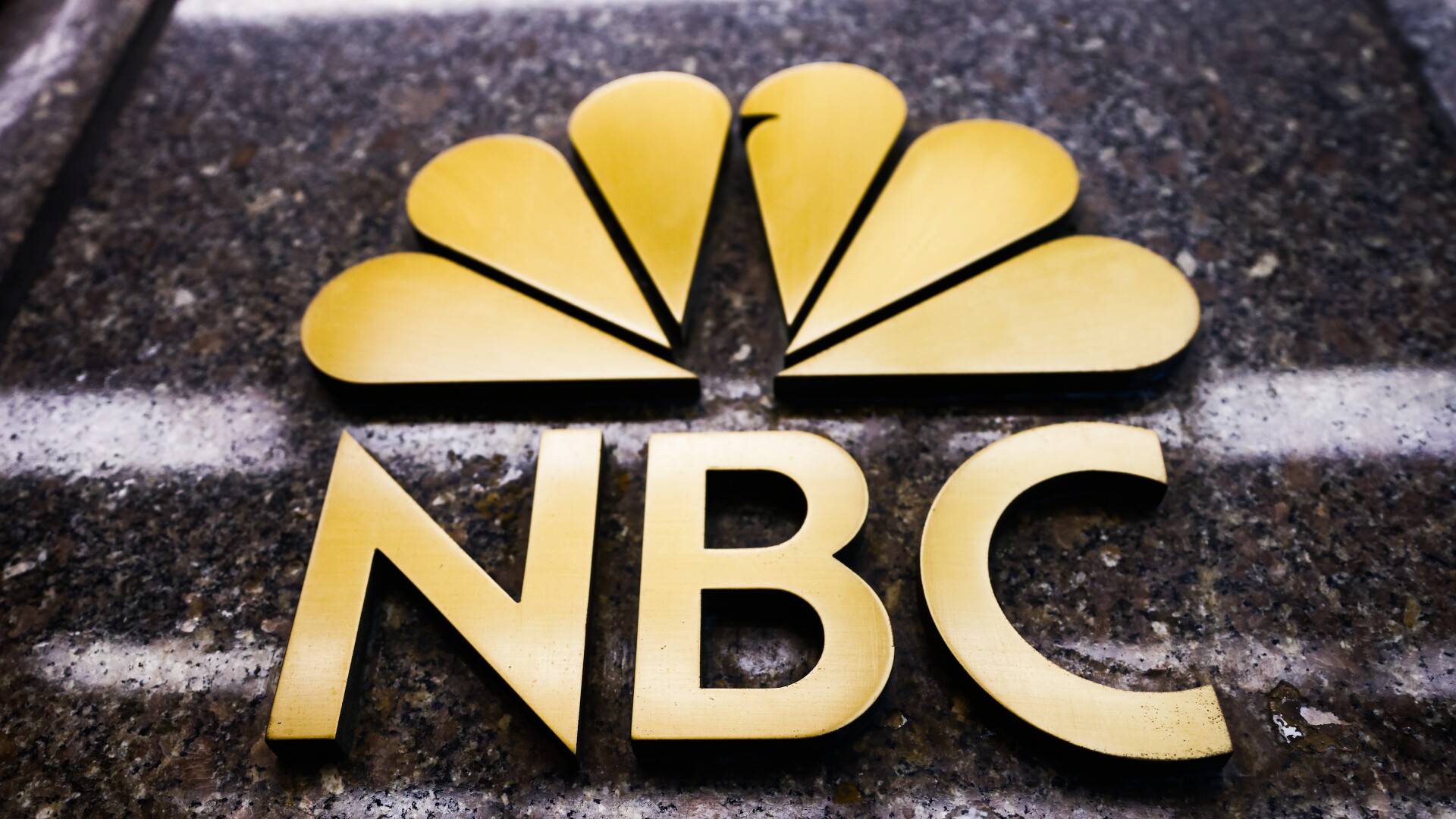 YouTube TV, NBC deadline quietly, but quickly, approaches