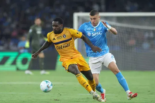 Milan-Napoli, Leao in panchina con Loftus e Gimenez: Allegri punta su ...