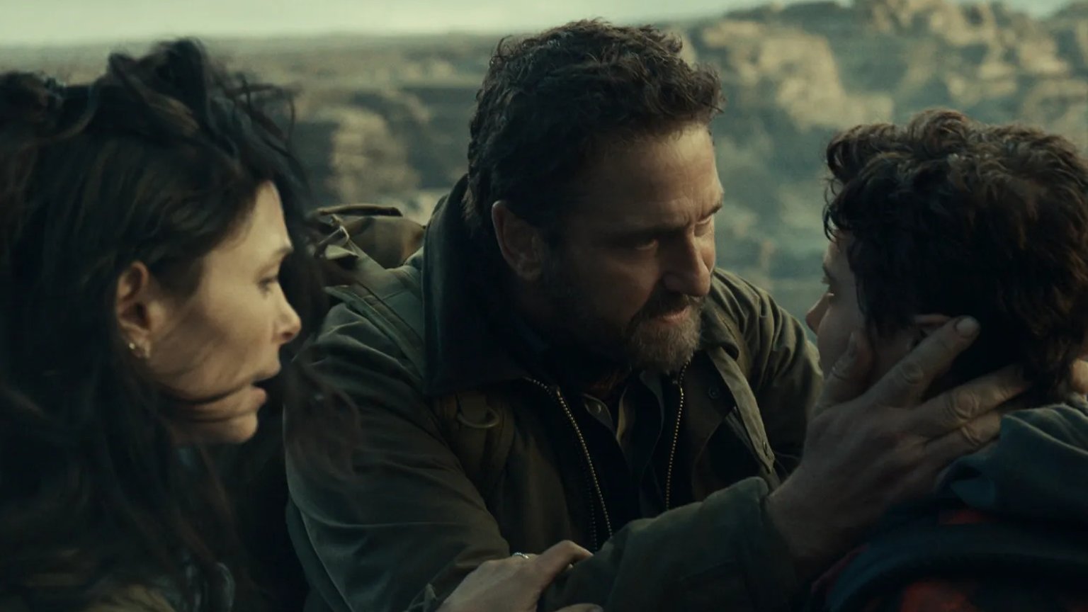 Gerard Butler moet overleven in post-apocalyptische wereld in trailer ...