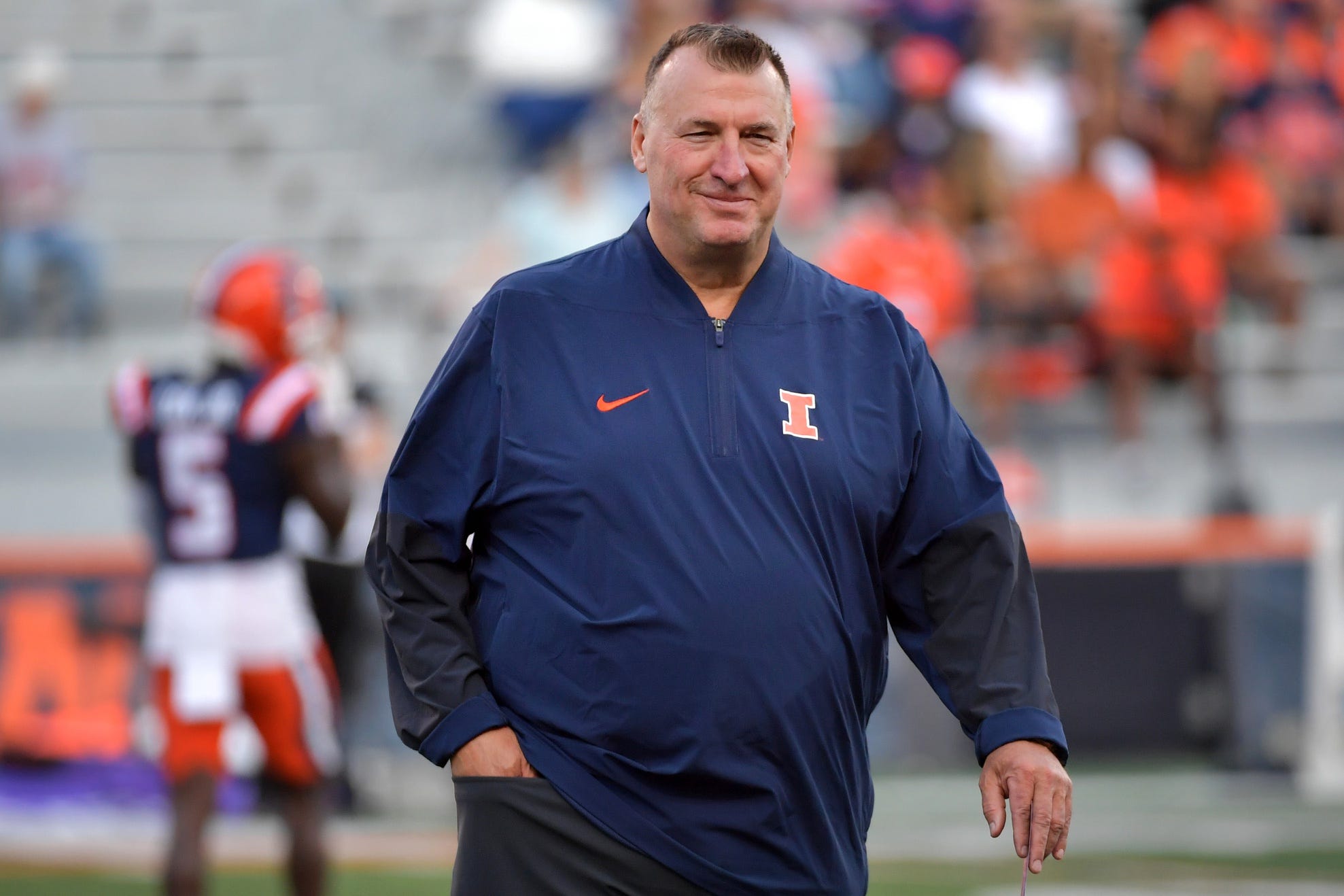 Does USC football deserve to be 6.5-point favorites over Illinois Saturday?