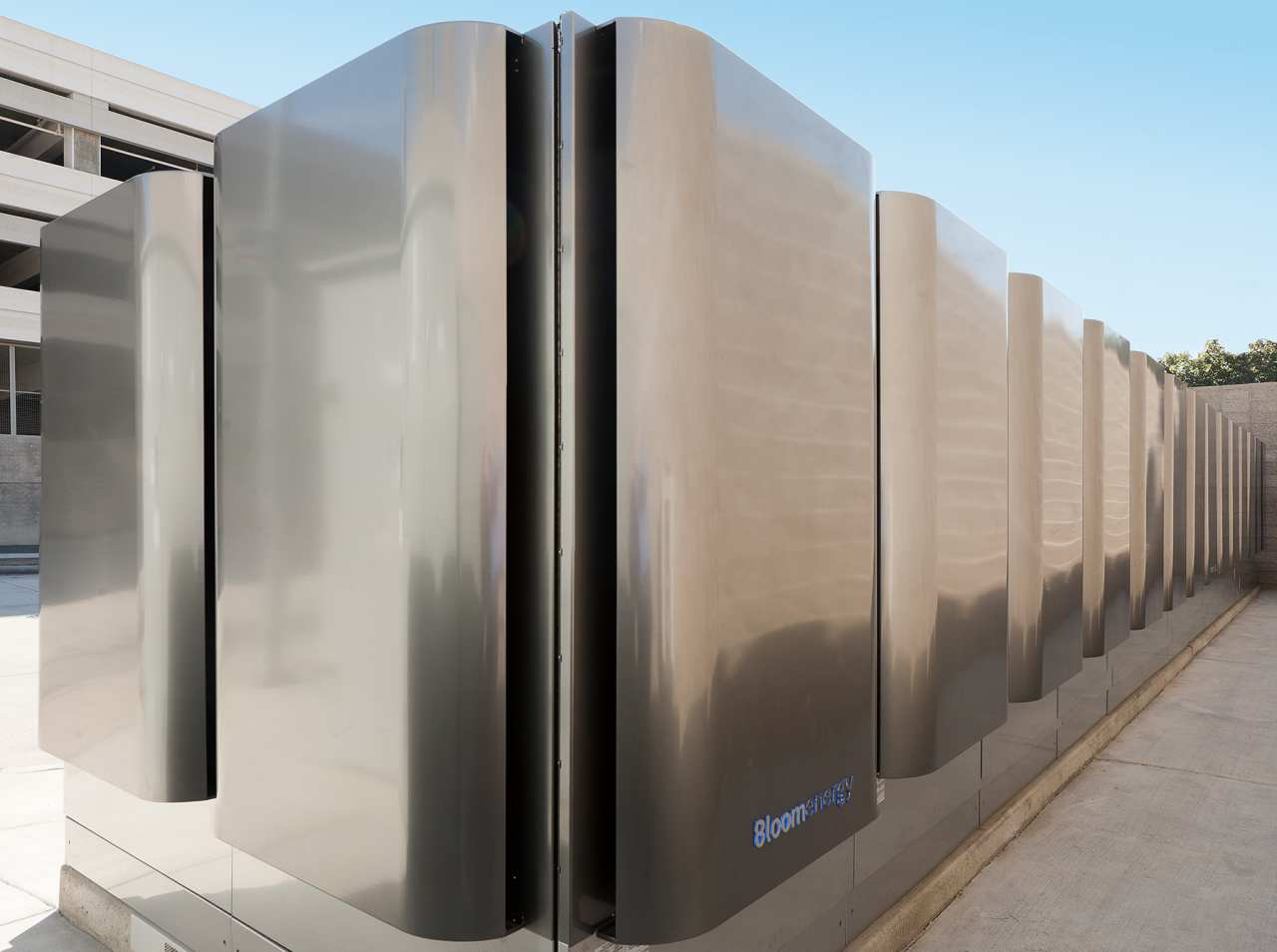 Bloom Energy, Oklo Stocks Slide as Analysts Question Gains