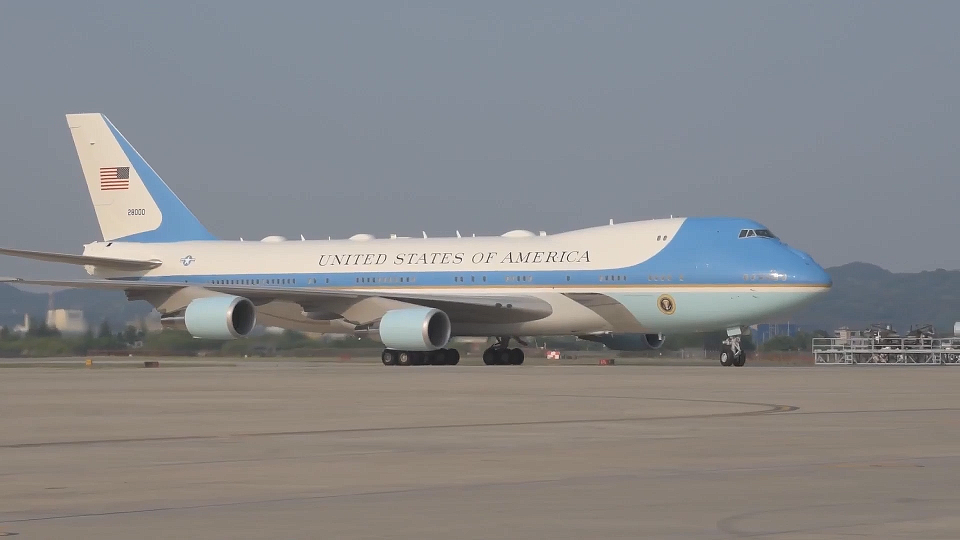 Why Air Force One Went Blue and What ‘Ground Force One’ Really Means