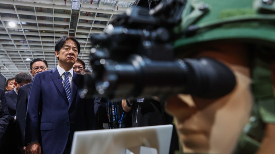Opinion: Trading Taiwan for peace with China is a dangerous illusion