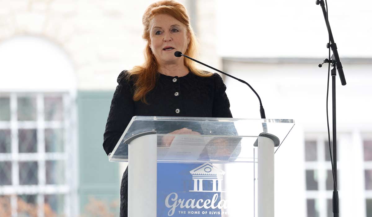Sarah Ferguson claims fawning email to Jeffrey Epstein was to ‘protect ...