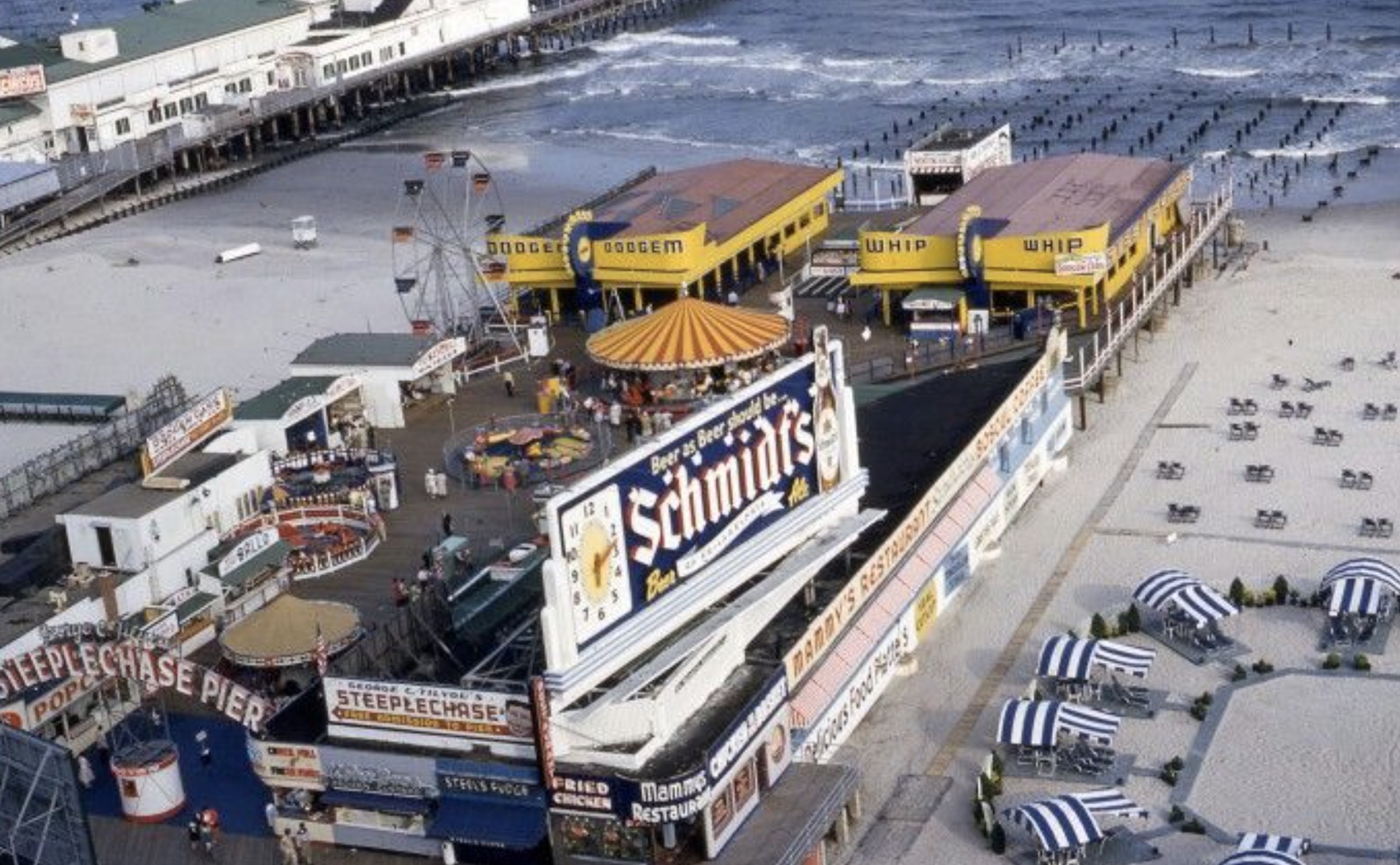 The Heyday of America's Boardwalk Seen in Vintage Pics