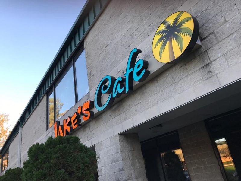 8 Alabama Soul Food Restaurants Serving Plates Made With Love