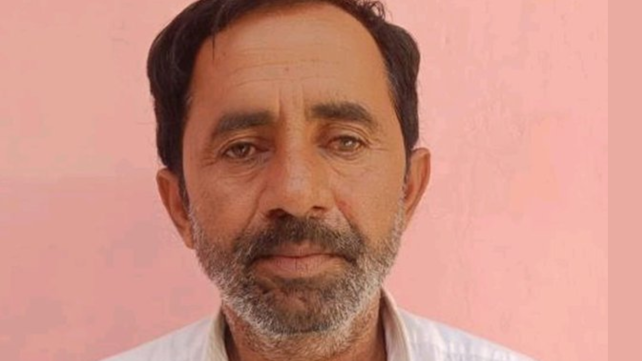 Pakistani 'spy' arrested: Hanif Khan accused of leaking intel during ...