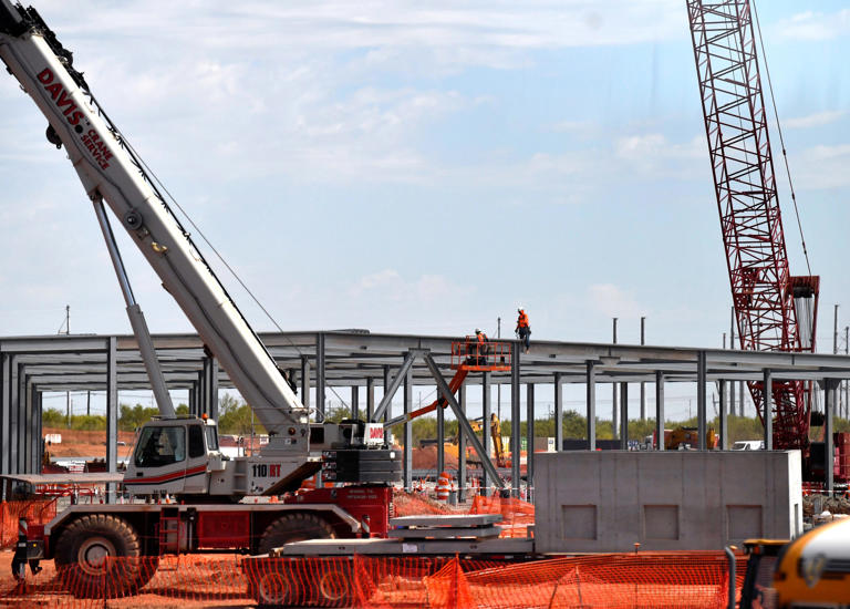 Open AI, Oracle put planned Santa Teresa data centers campus in mammoth ...