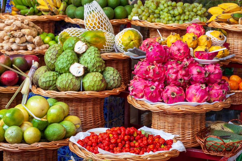 Eating more fruit could help protect your lungs from pollution