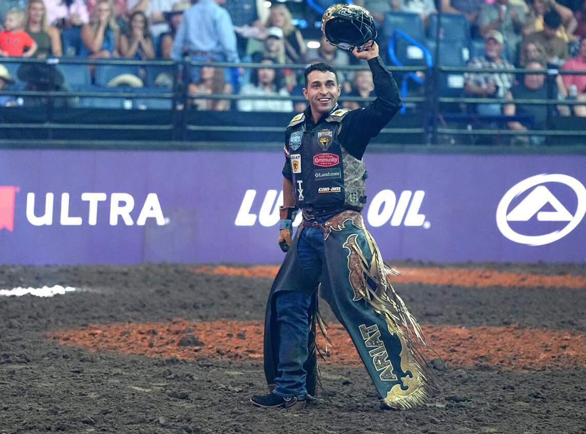 Pro bull riding comes to Fort Worth this weekend with Rattler Days ...