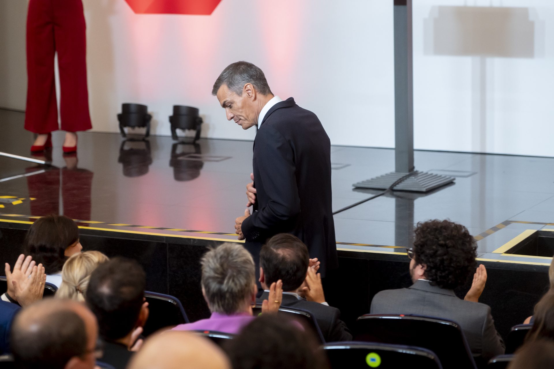 Sole US Defense Metal Maker Collapses With Mass Layoffs—100% Foreign ...