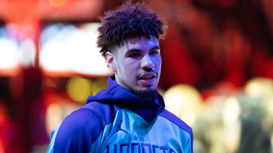LaMelo Ball shows off added muscle in latest Charlotte Hornets photoshoot