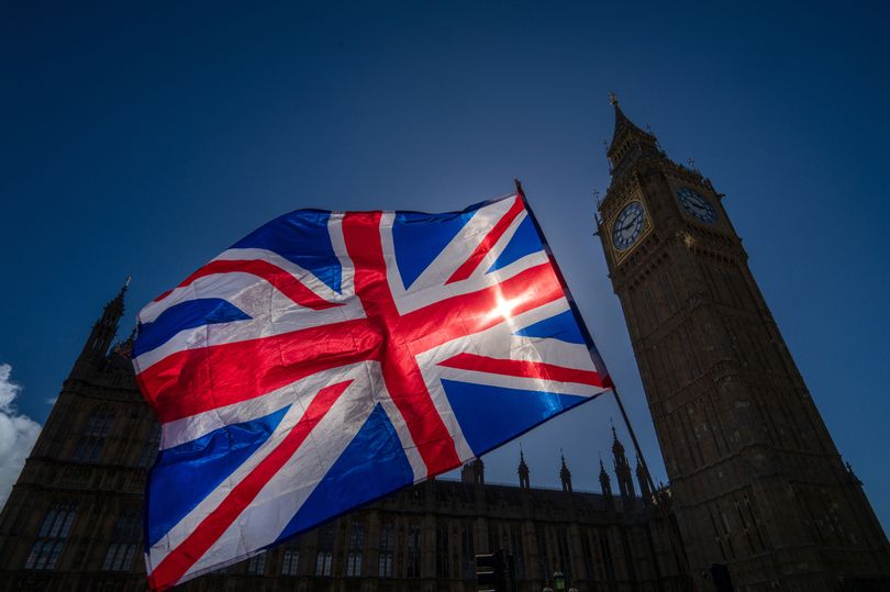Government set to 'introduce digital ID cards to tackle illegal migration'