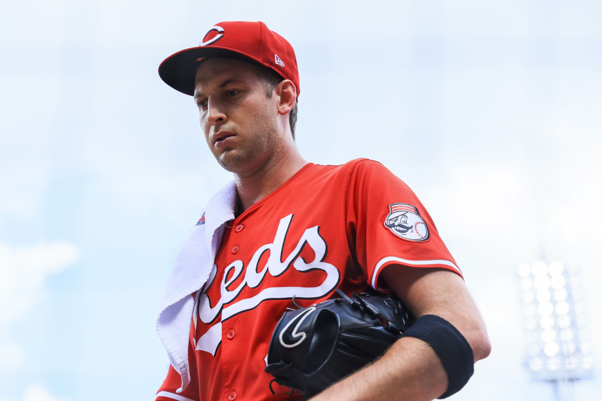 Reds Make Nick Lodolo Announcement After Leaving Pirates Game