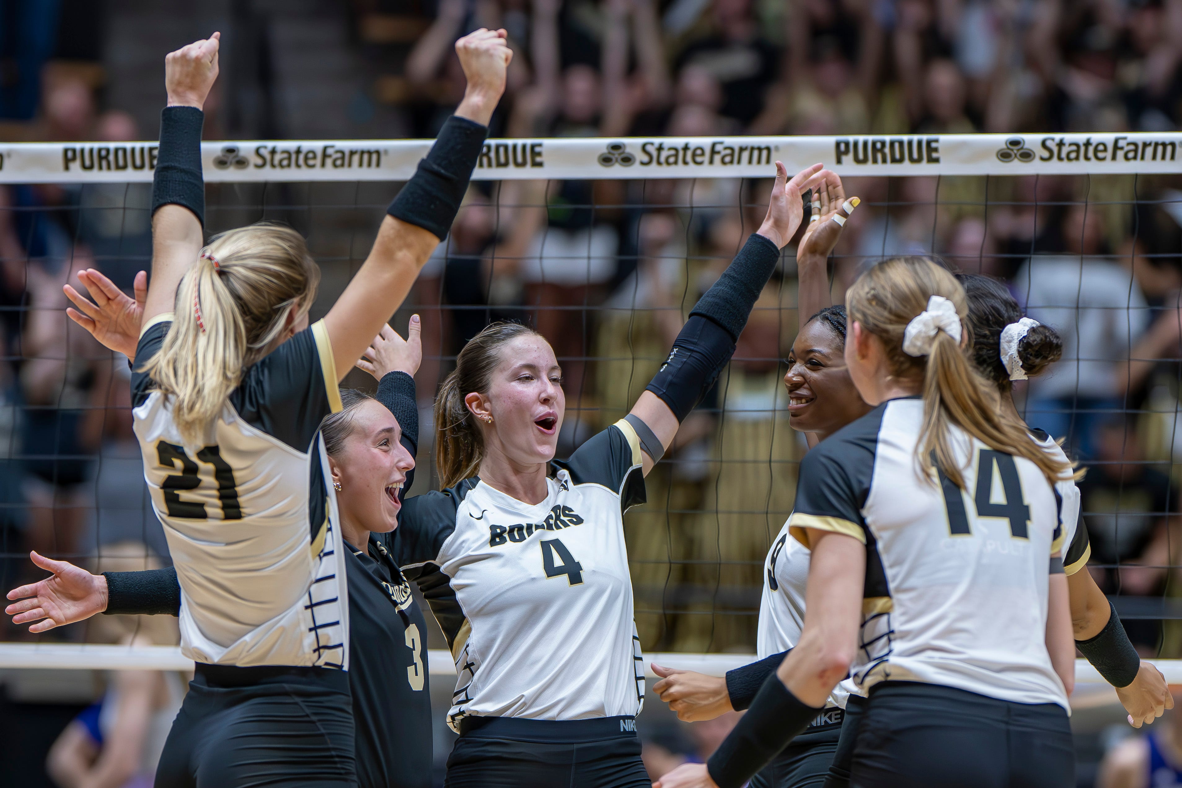 Unflappable setter Taylor Anderson pilots 10th-ranked Purdue volleyball ...