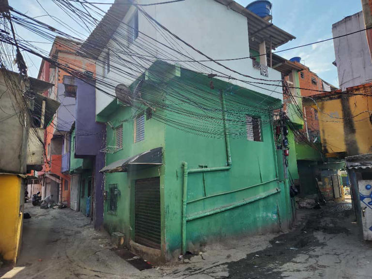 The favela couriers who put their community on the map in Brazil