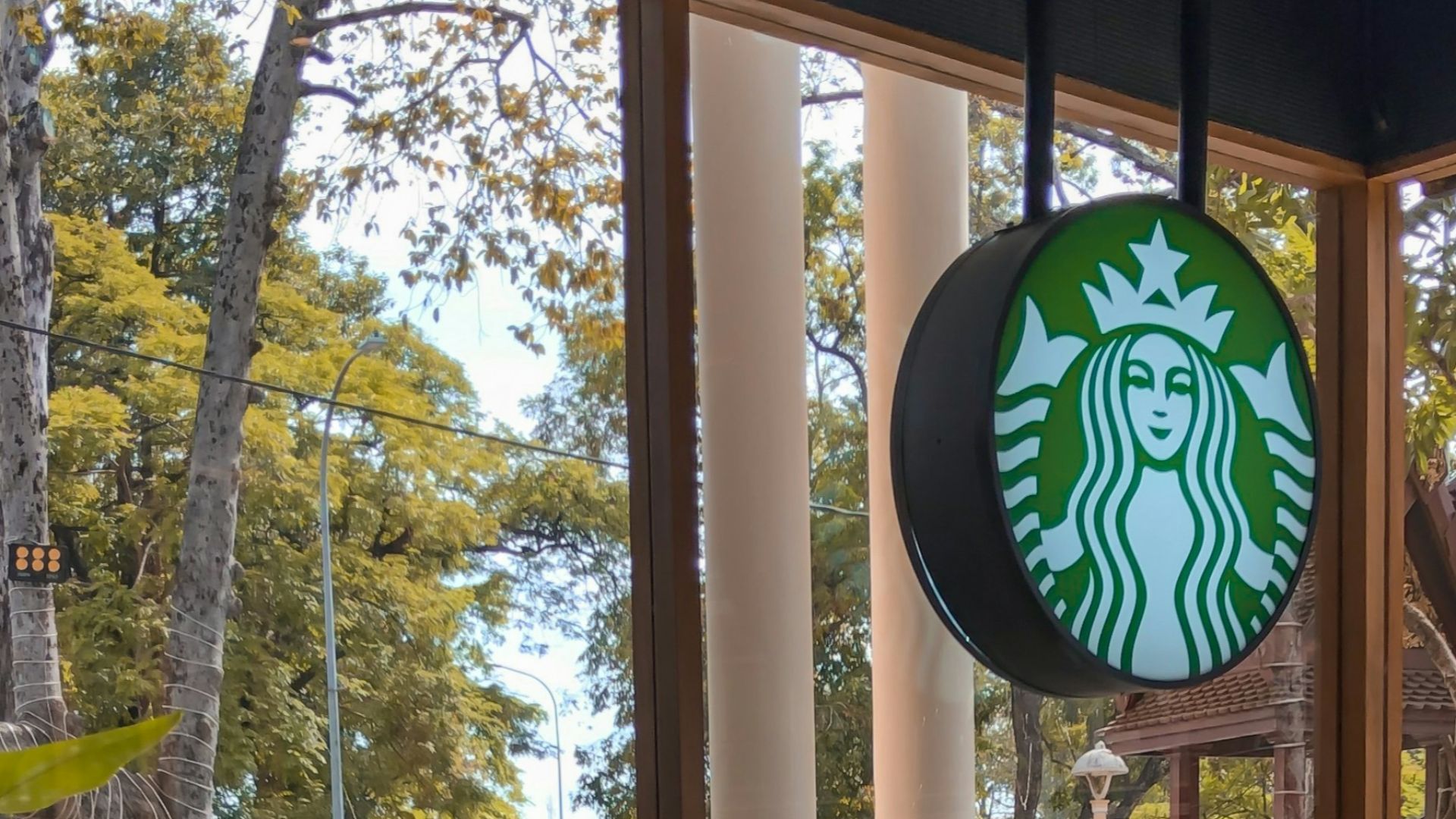10 Of The Healthiest Fast Food Restaurants & 10 Of The Worst