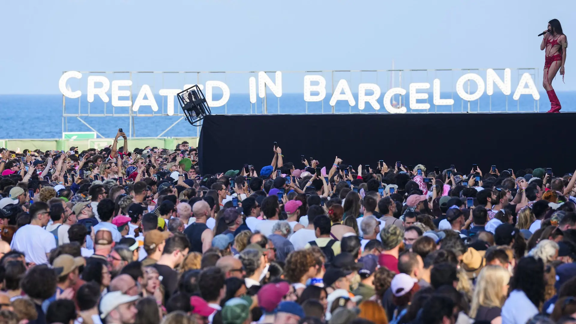 Gorillaz, Massive Attack, The xx y Addison Rae, cabezas de cartel del Primavera Sound 2026