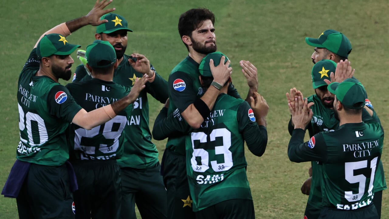 Pakistan Defeats Bangladesh to Reach Asia Cup Final