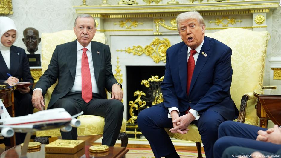 Erdogan's balancing act: Can Turkey do without Russian energy?