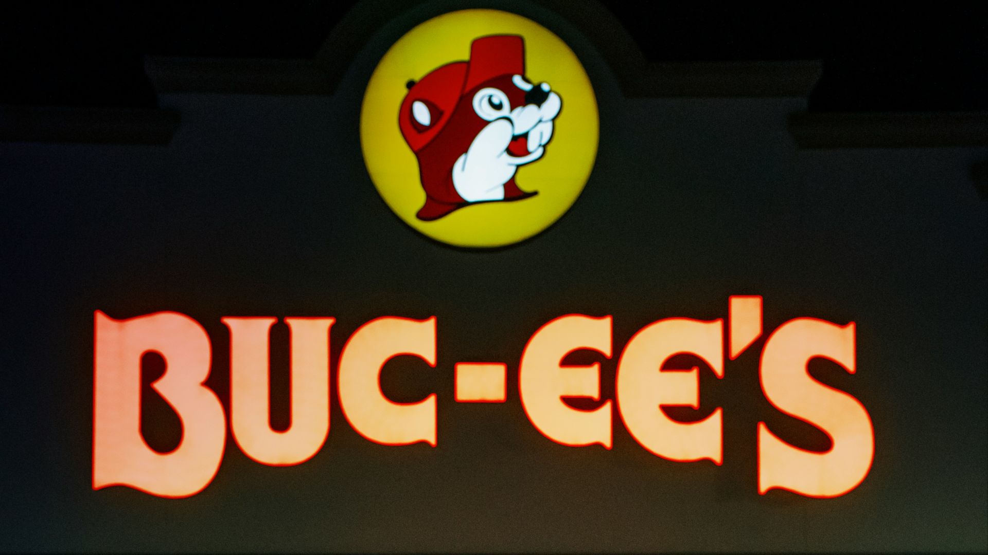 10 Best Things To Eat At Buc-ee's & The 10 Worst
