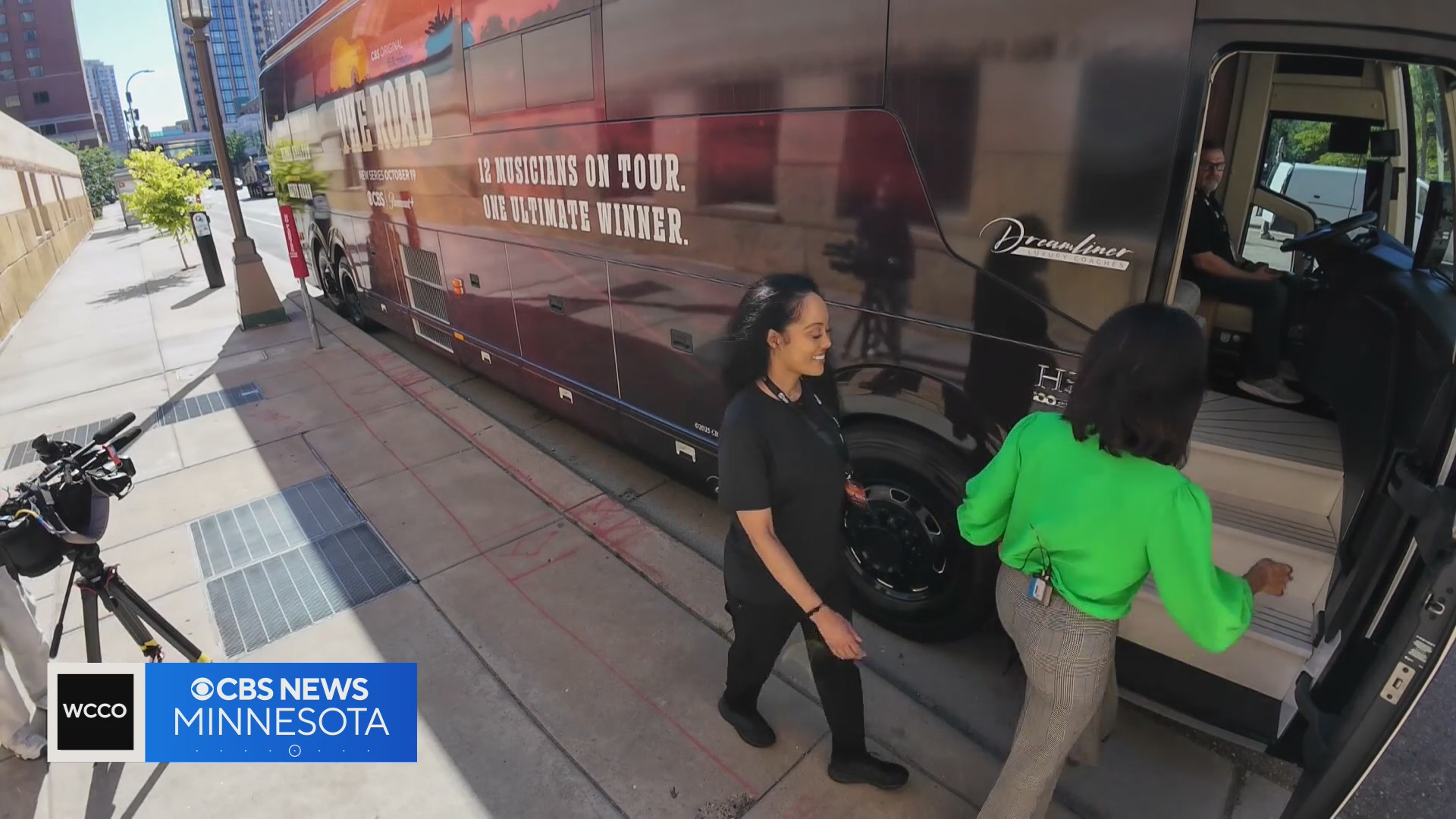 Reality show contestants compete for chance to open for Keith Urban