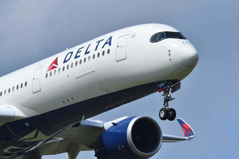 Delta Air Lines pilots abort takeoff after window opens in the jet’s ...