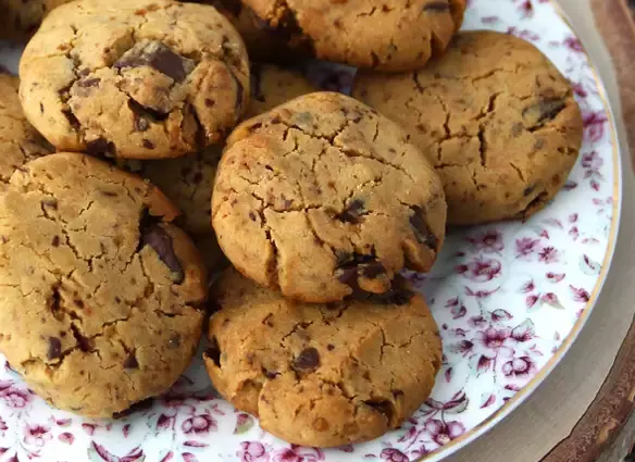 Chocoladekoekjes met chocoladestukjes (veganistisch en glutenvrij)